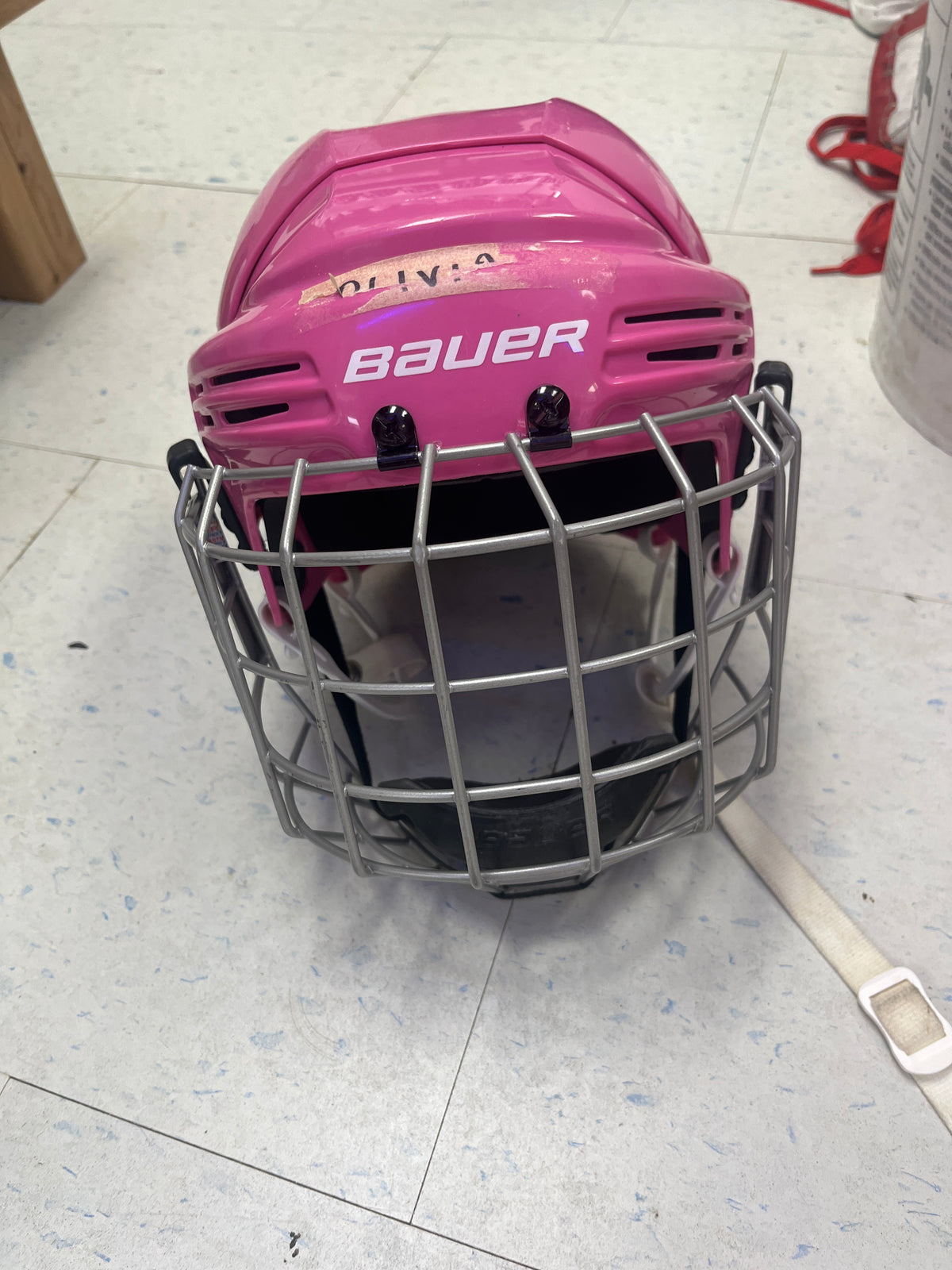 Used Bauer 2100 Medium Player Helmet *CERTIFIED* — Crow's Sports Hockey