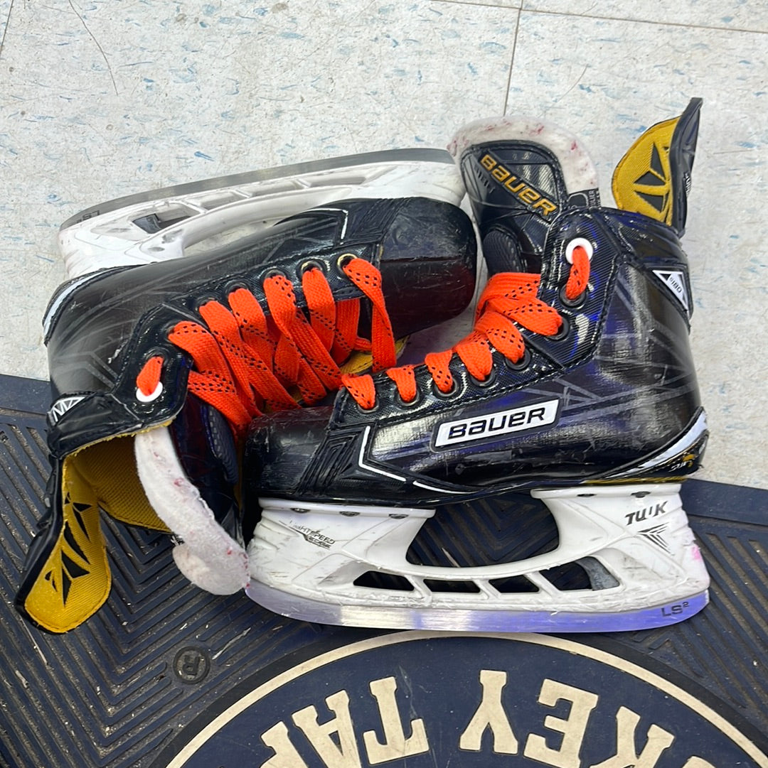 Used Bauer Supreme s180 Size 1 Skates — Crow's Sports Hockey