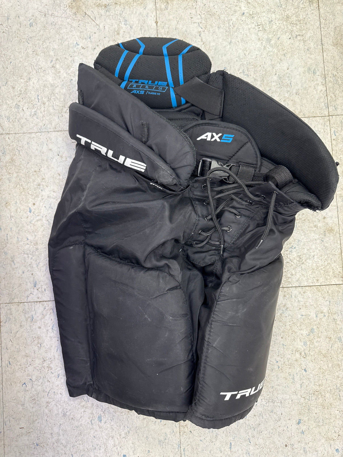 Used True AX5 Junior Extra Large Player Pants — Crow's Sports Hockey