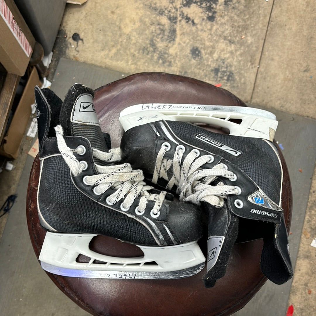 Used Nike Bauer Supreme Pro Size 1.0 Skates — Crow's Sports Hockey