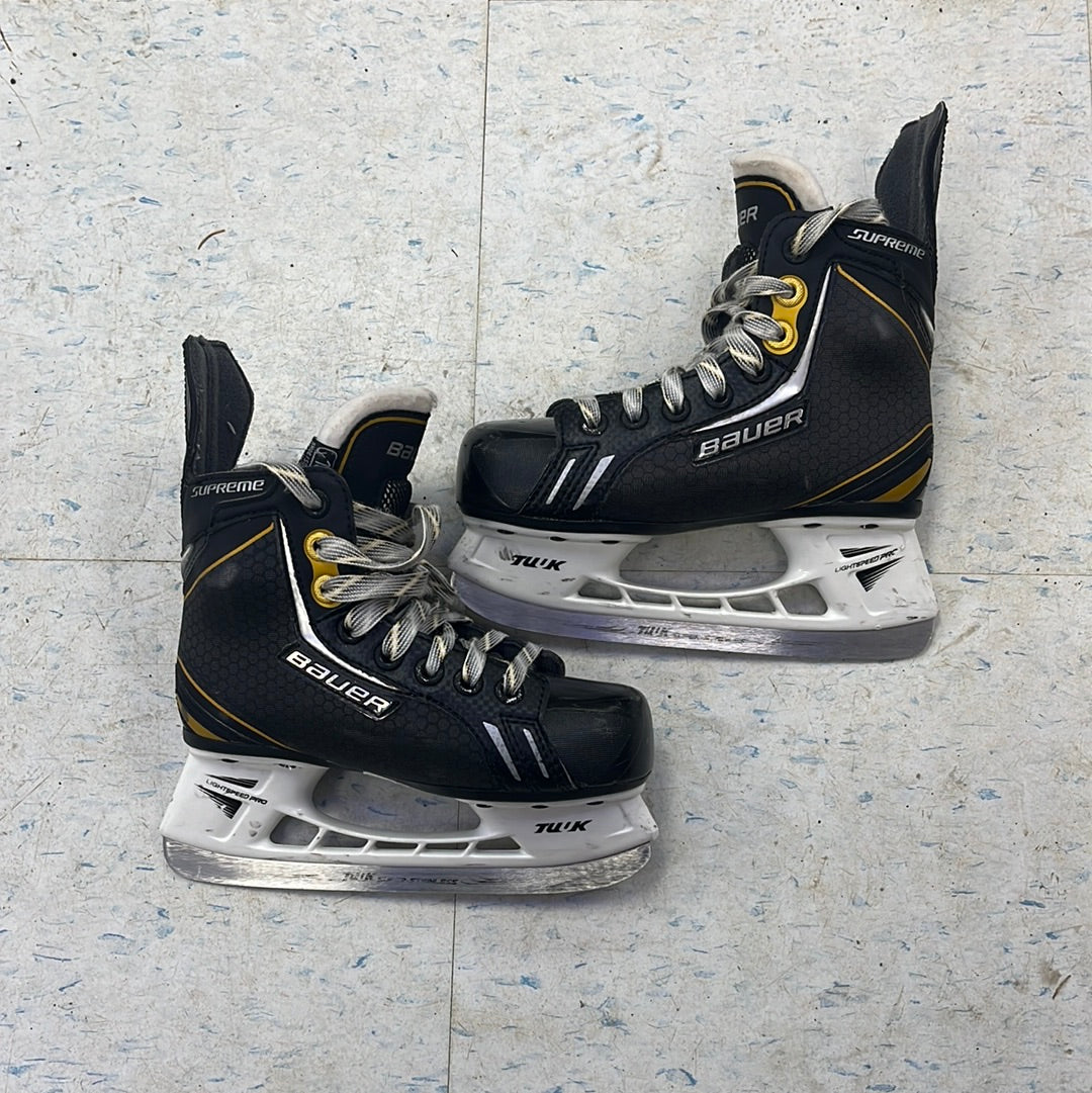 Used Bauer Supreme One.6 13Y Player Skates — Crow's Sports Hockey