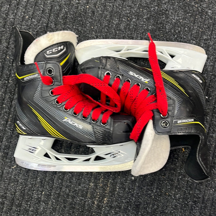 Used CCM Tacks 2052 Size 1 Player Skates — Crow's Sports Hockey