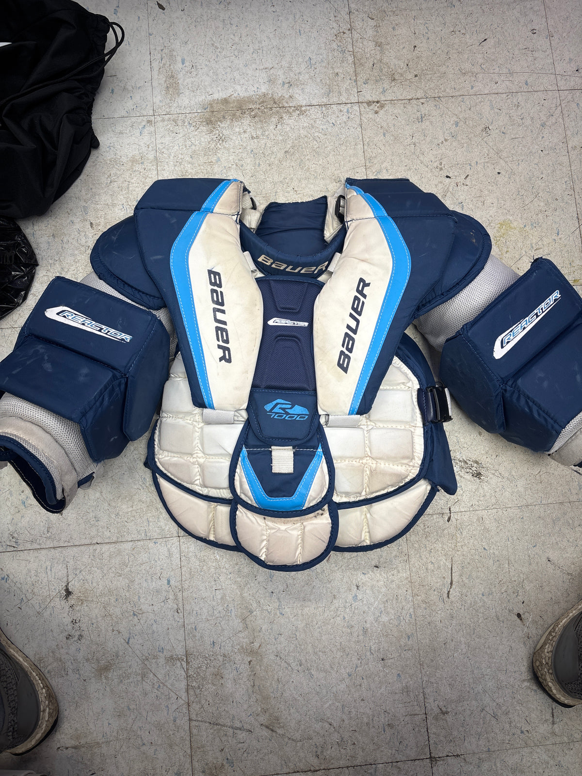 Used Bauer Reactor 7000 Intermediate Small Chest Protector — Crow's ...