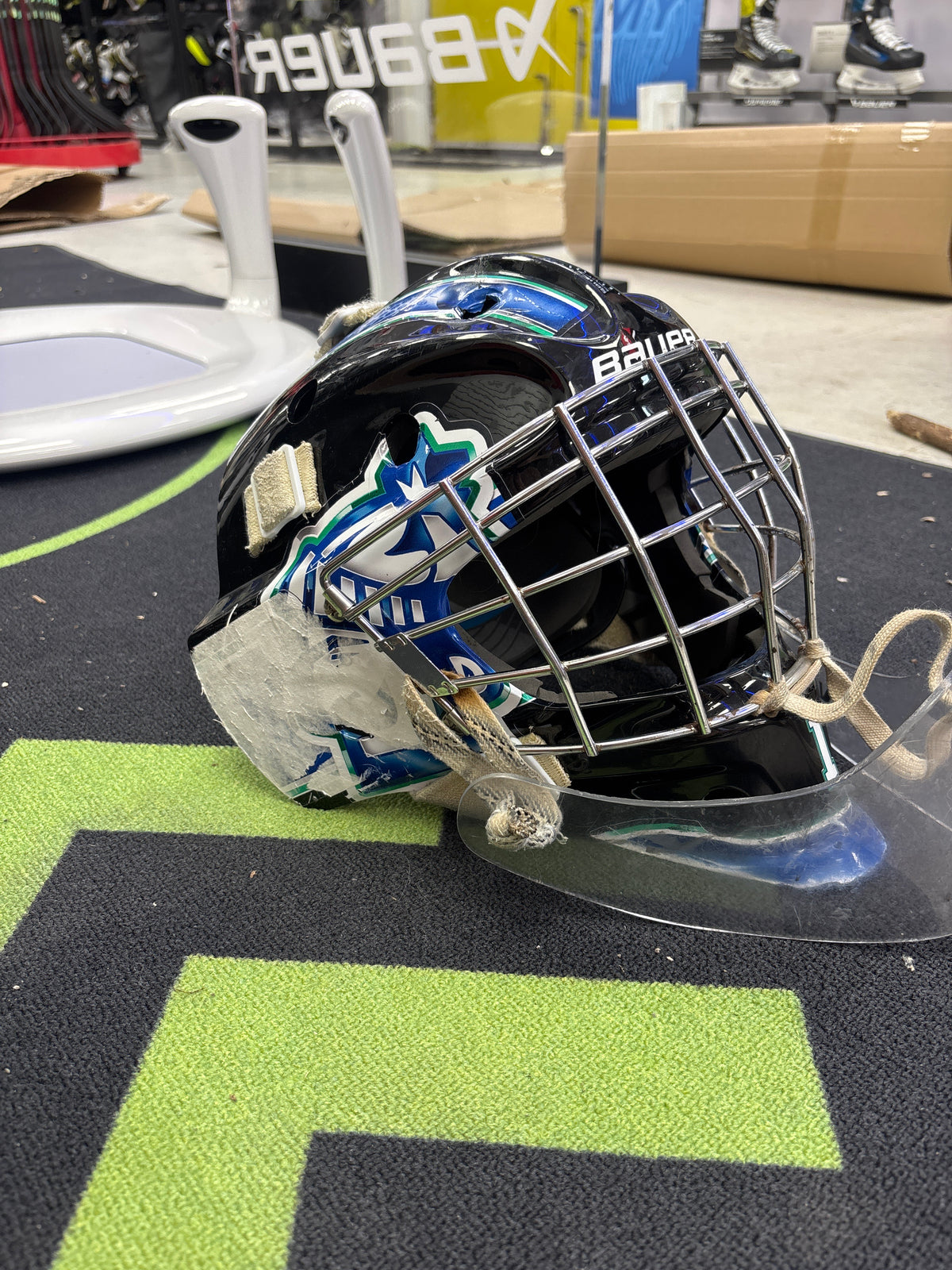 Used Bauer Profile 930 Junior Goal Mask — Crow's Sports Hockey