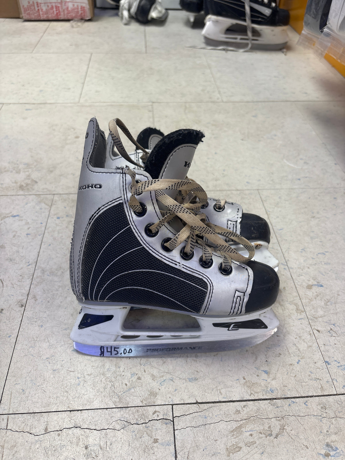 Used Koho 232 Youth 10.0 Skates — Crow's Sports Hockey