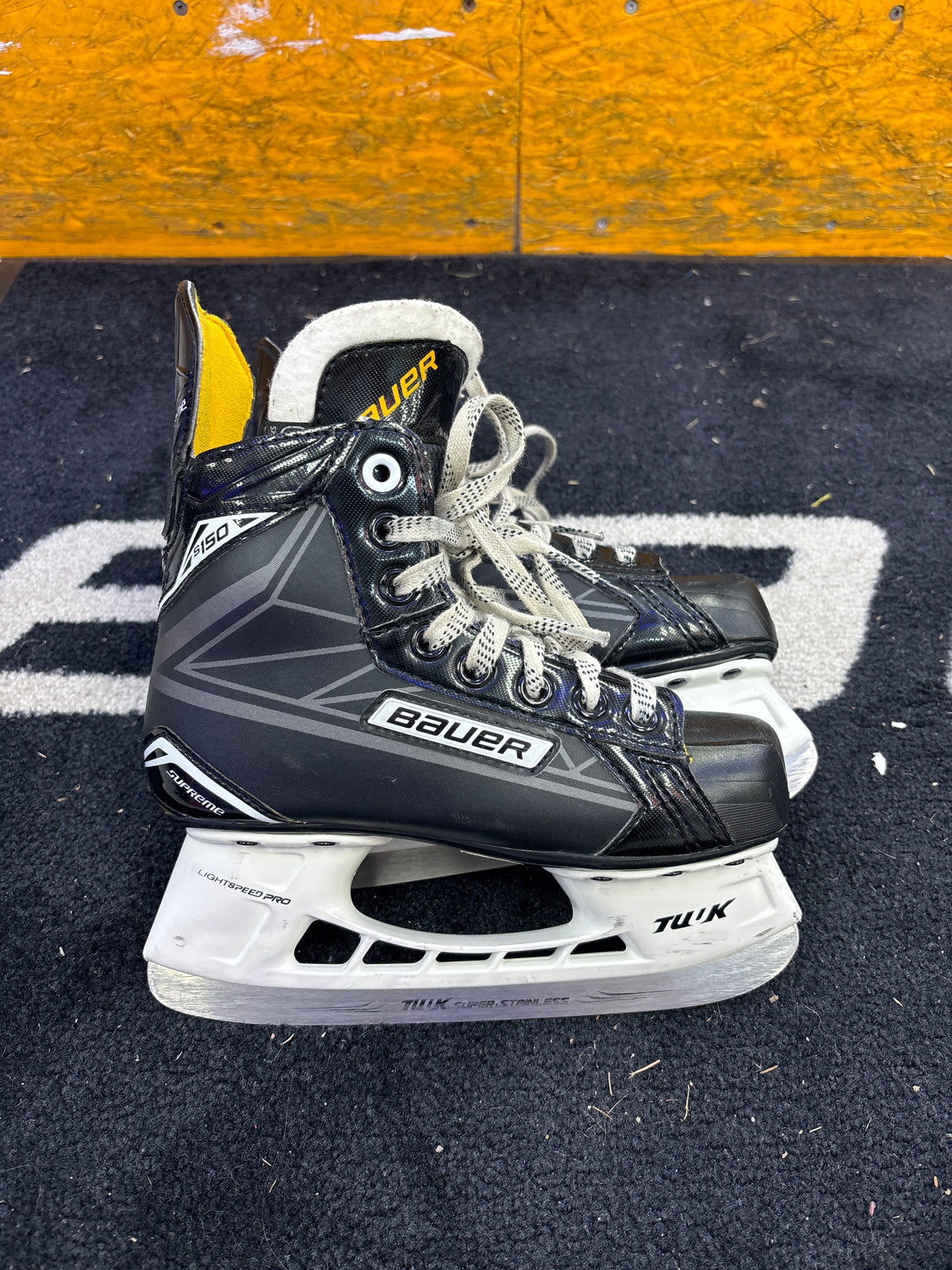 Used Bauer Supreme s150 Size 1.5D Skates — Crow's Sports Hockey