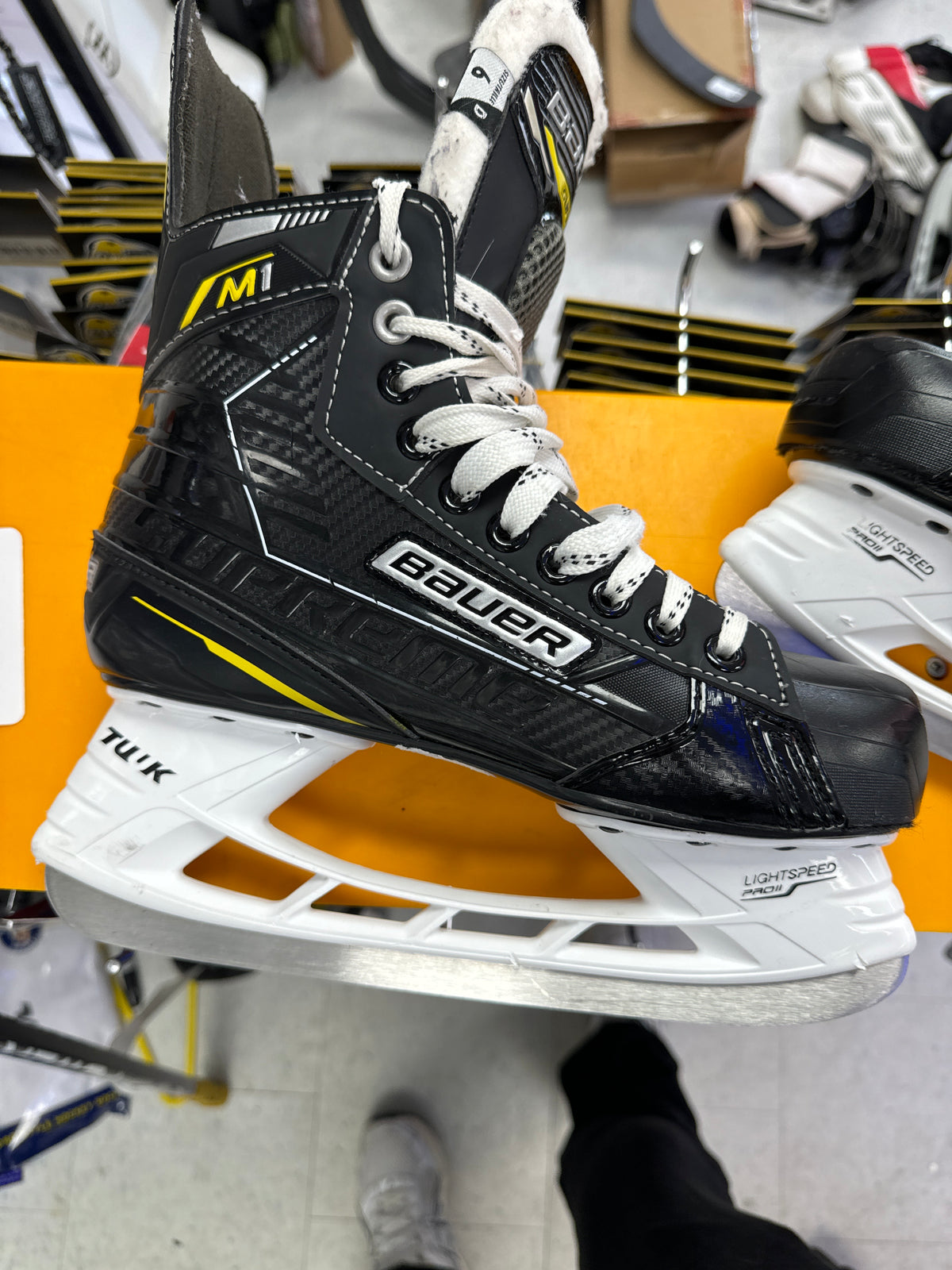 Used Bauer Supreme M1 6D Player Skates — Crow's Sports Hockey