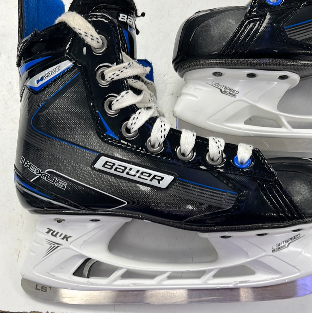 Used Bauer Nexus N2900 4.5EE Player Skates | Crow's Sports — Crow's ...