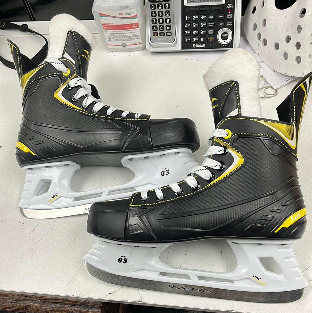 Used Vic HX 03 10 Skate | Crow's Sports — Crow's Sports Hockey