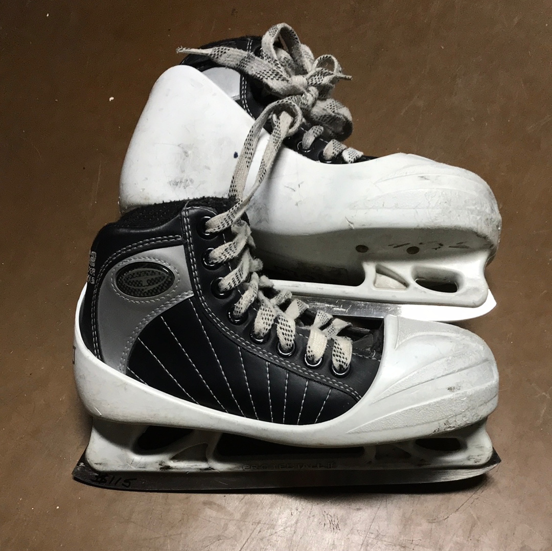 Used CCM Tacks 652 1.5E Goal Skates — Crow's Sports Hockey