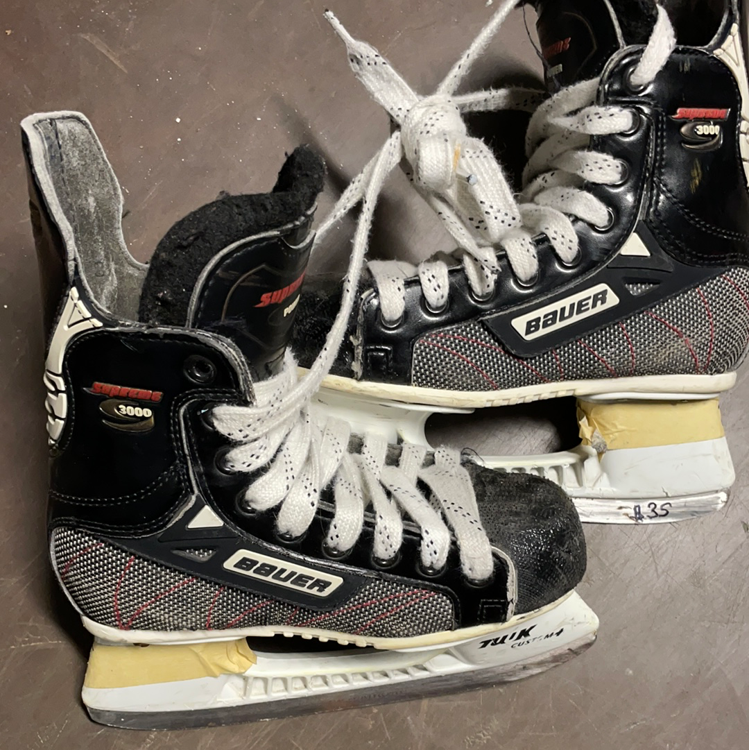 Used Bauer Supreme 3000 2D Skates — Crow's Sports Hockey
