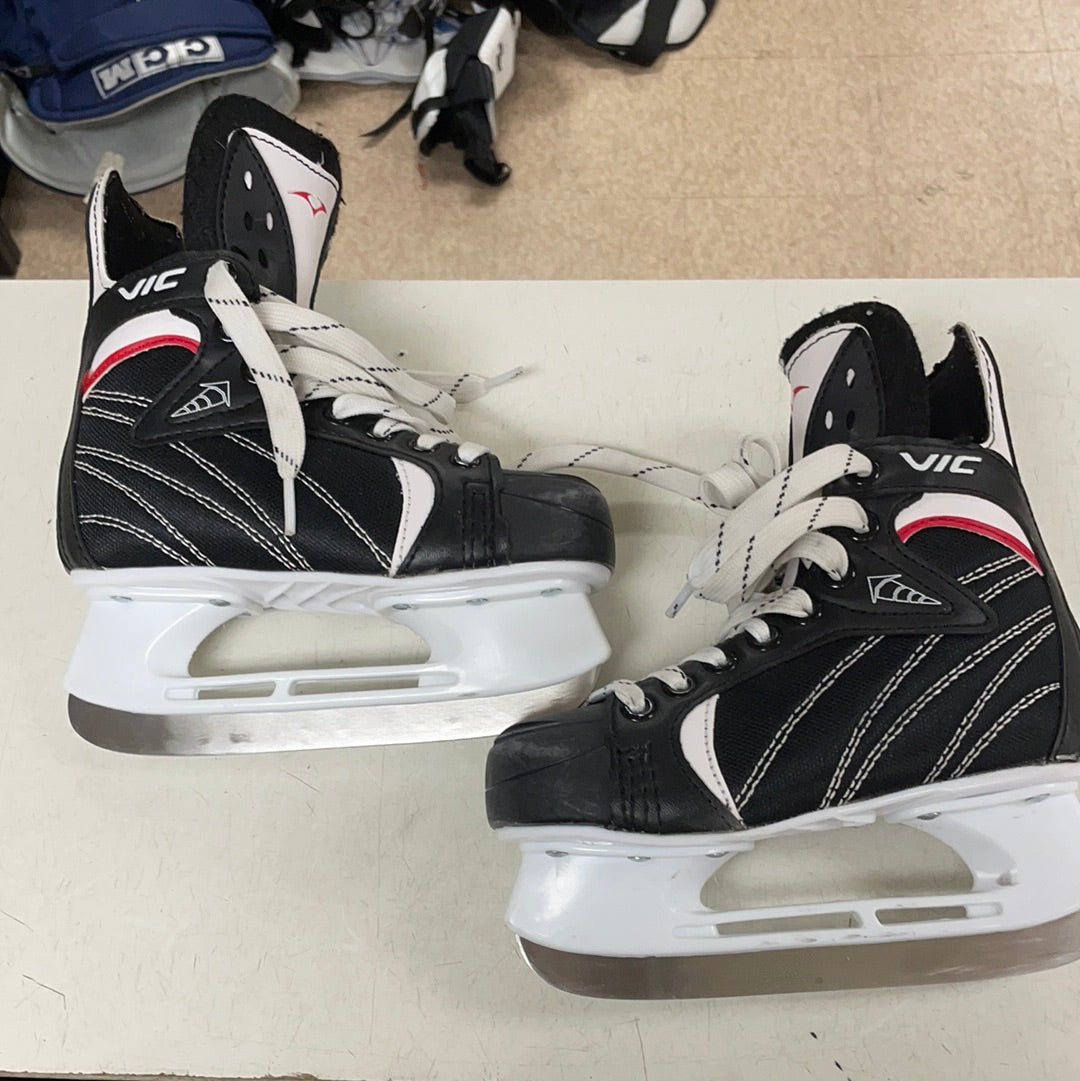 Used Vic 1D Player Skates | Crow's Sports — Crow's Sports Hockey