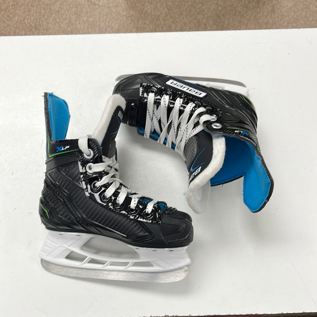 Used Bauer XLP Youth 10Y Skate | Crow's Sports — Crow's Sports Hockey