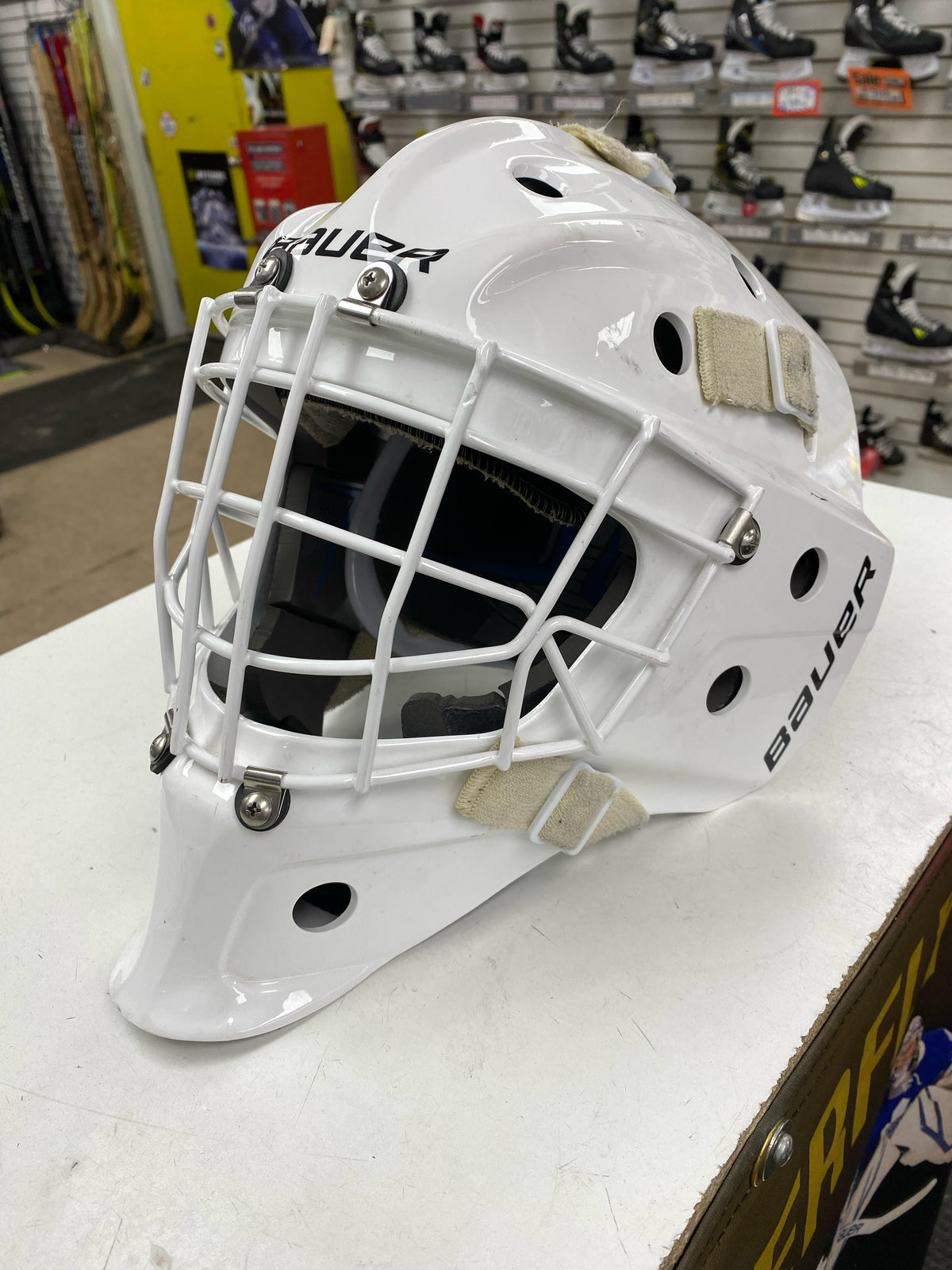 Used Bauer 930 Senior Small/Medium Goal Mask | Crow's Sports — Crow's ...
